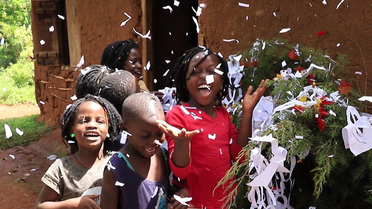 Merry Christmas - Masaka Kids Africana Dancing - - El Rincón de Rovica